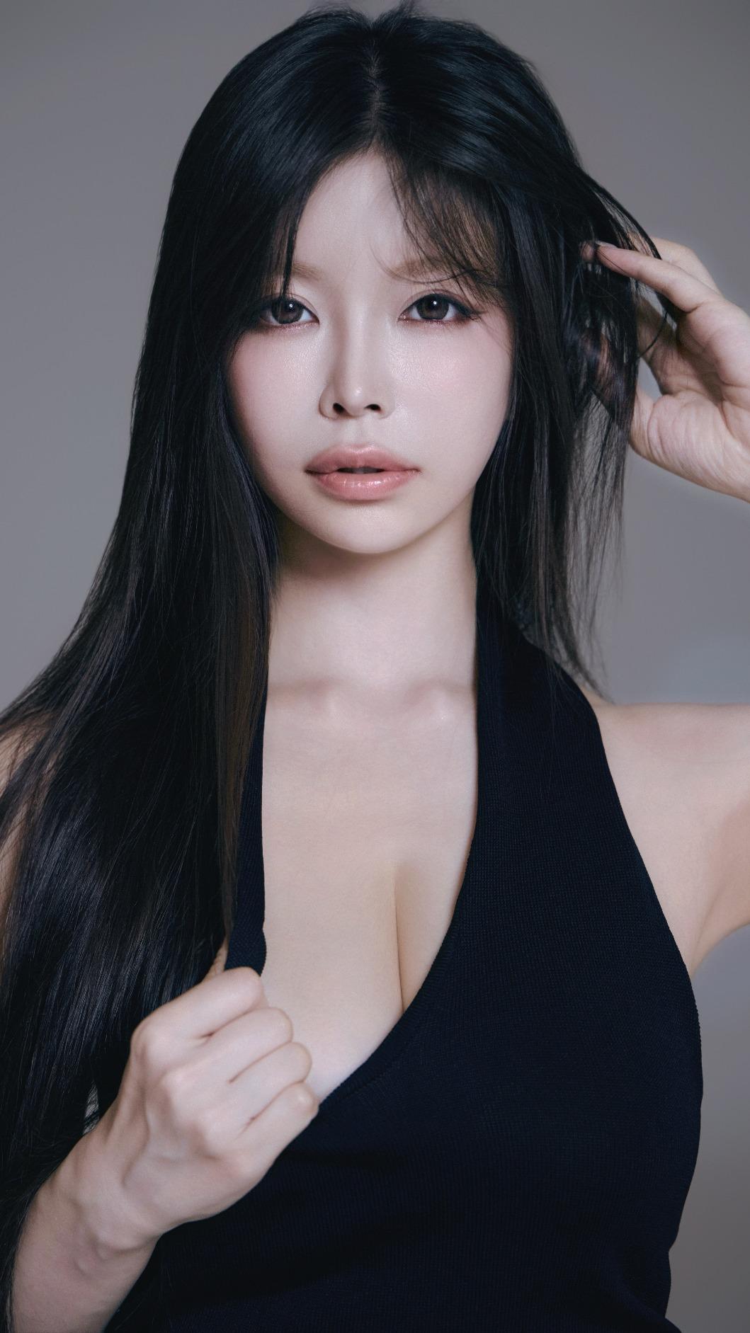 百萬H級女神加入SWAG！火辣首戰日曝光 邀粉絲共度夜晚│TVBS新聞網