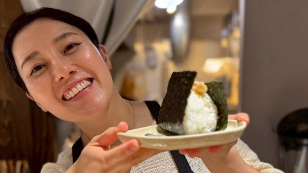 網友暴動！飯糰大媽11年前竟是神級AV女優 全網淚推：她超無敵│TVBS新聞網