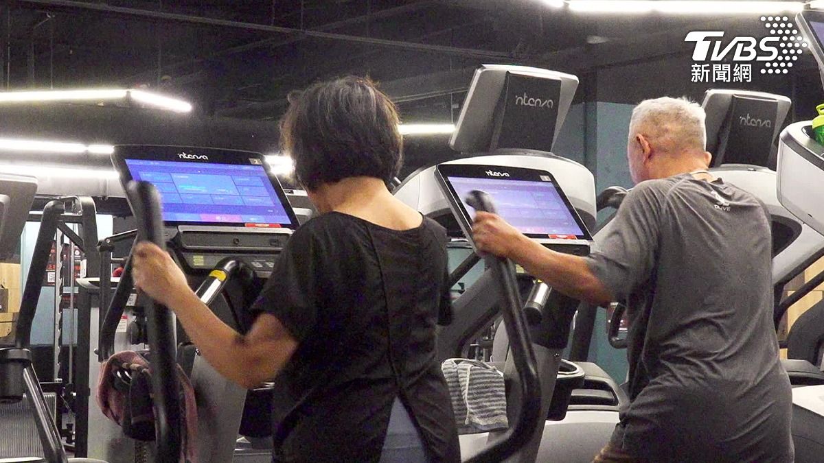 30歲後身體如老舊手機？專家揭「免疫停滯」 1習慣加速老化│TVBS新聞網