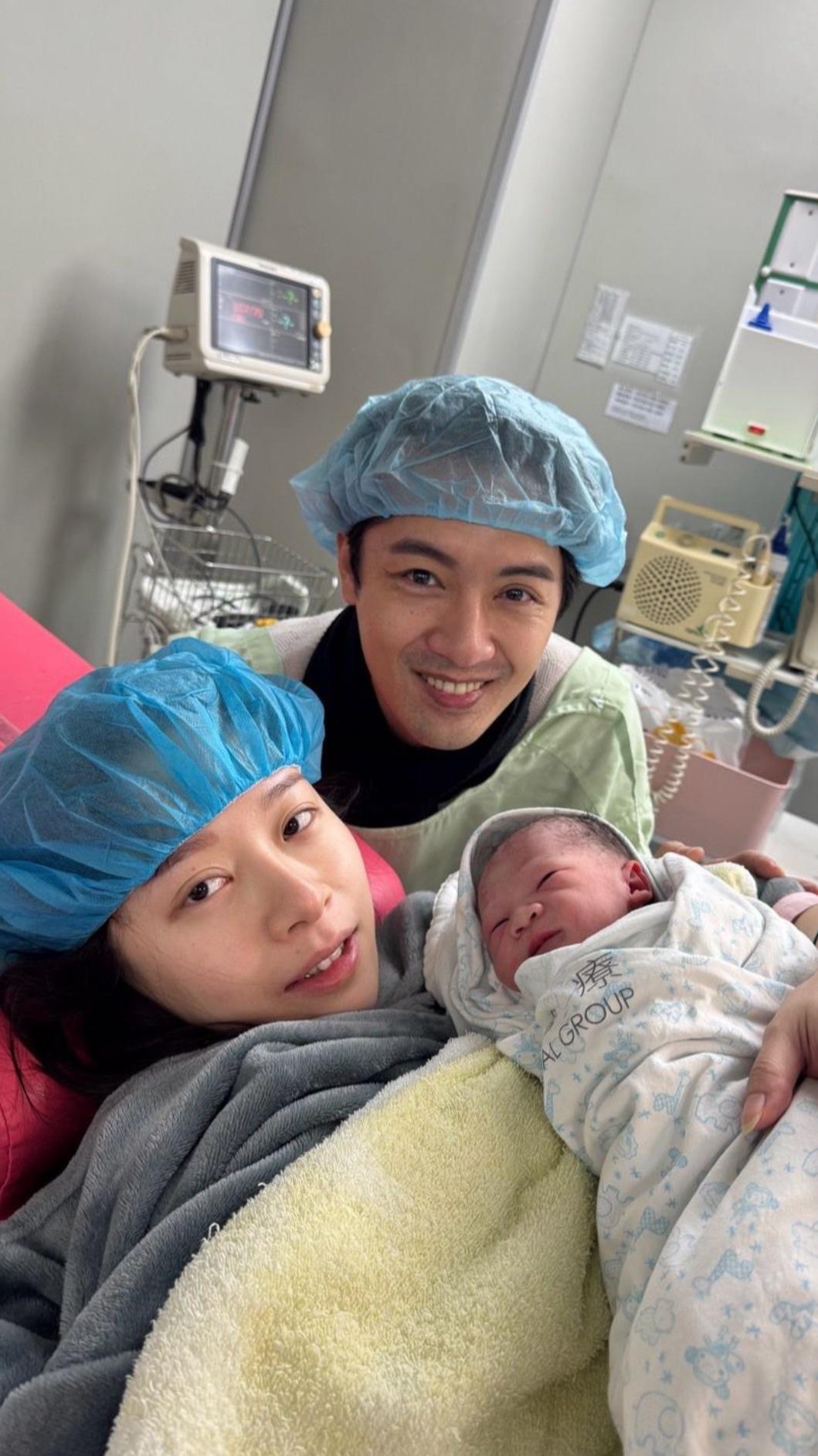 獨／八點檔男星升格當爸！愛妻到院5分鐘「就生出來」全家福曝光│TVBS新聞網