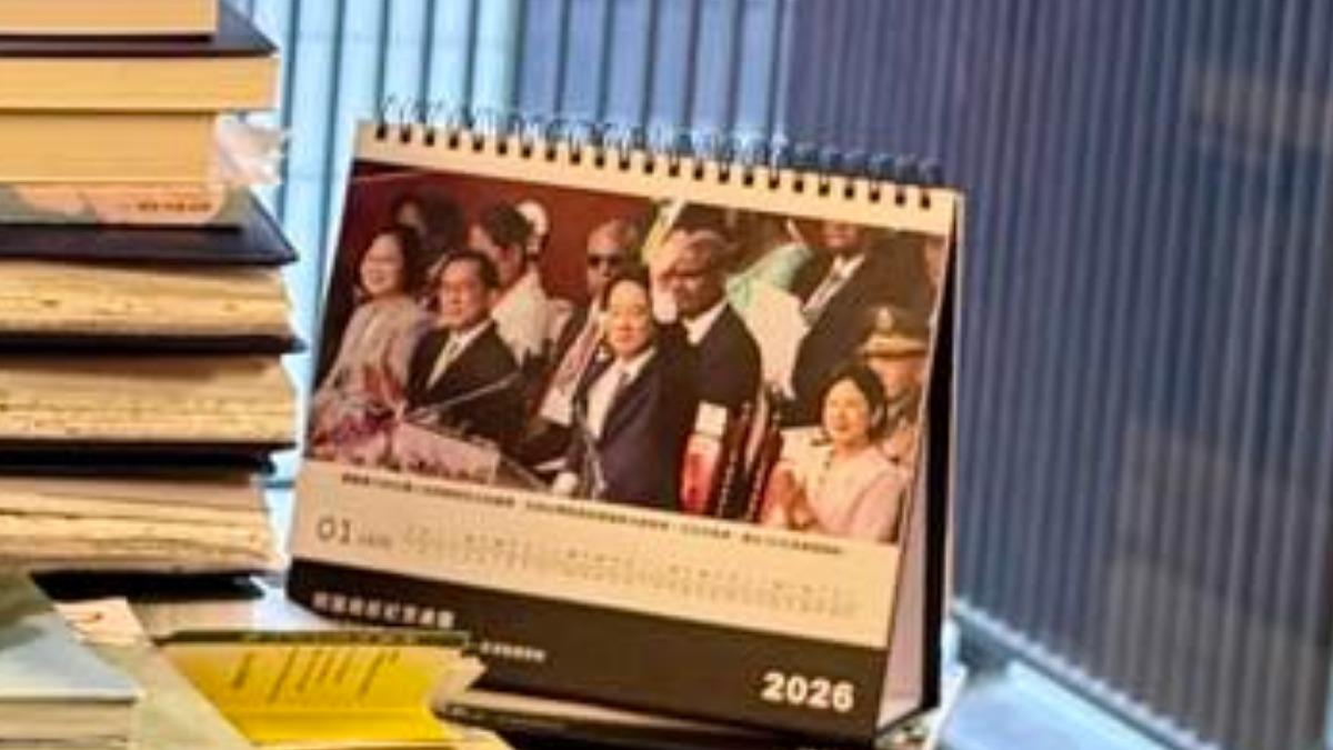 新節目遭砍！陳水扁曝寫春聯「療癒受傷」 桌角驚見蔡英文、賴清德│TVBS新聞網