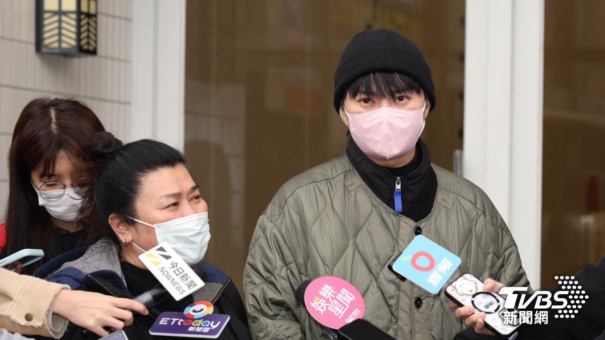 林美秀現身曹西平靈堂：他很照顧晚輩 許富凱揭昔通話「1小時」內幕│TVBS新聞網