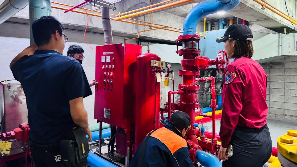 Kaohsiung hypermarket passes fire safety inspection│TVBS新聞網