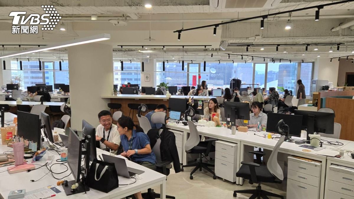 封城加經濟崩盤！大陸台幹掀返台潮 中高齡求職3年暴增34%│TVBS新聞網