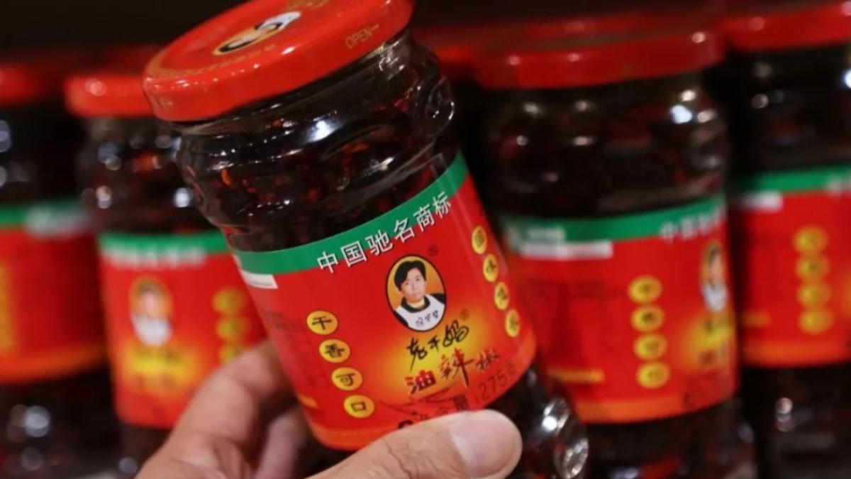 兒子換食材 80歲陶華碧出山救「老乾媽」 三年重回營收巔峰│TVBS新聞網