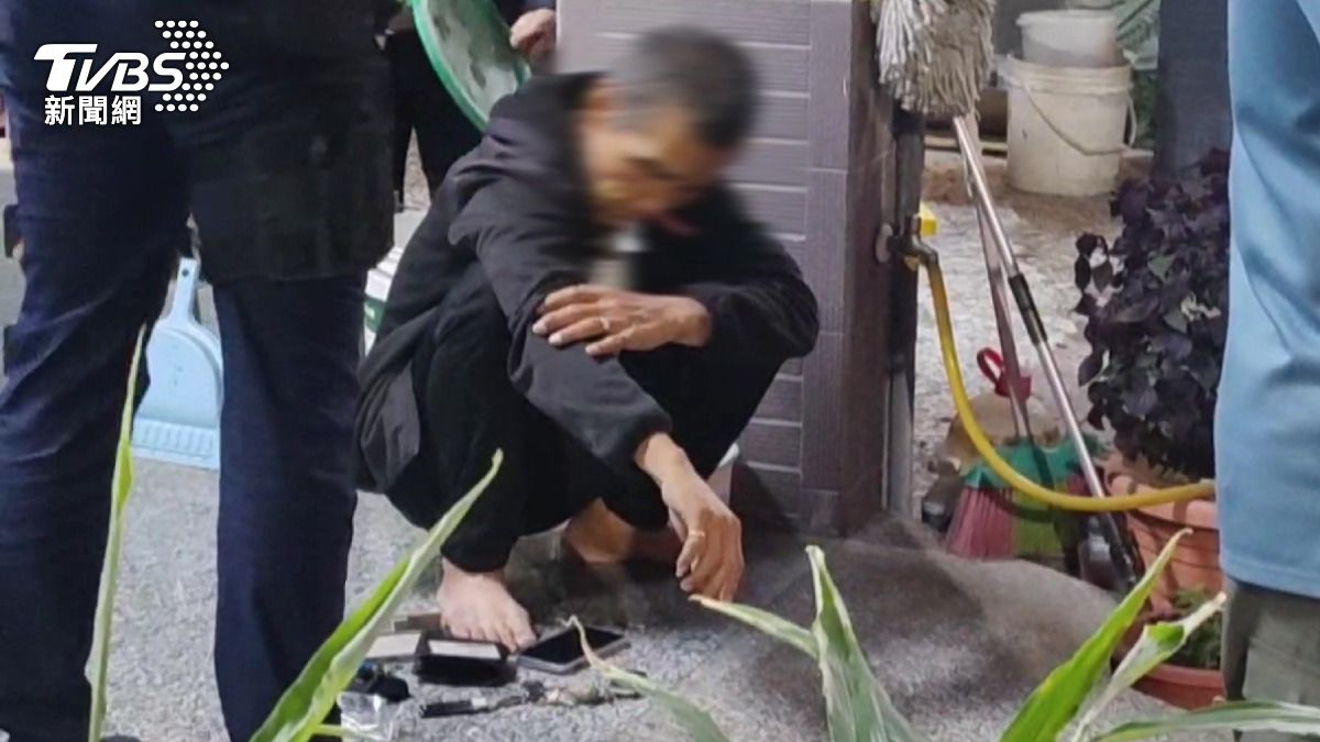 有片／高雄男毒駕逆向撞翻！車內驚見海洛因 驗唾液「4毒全中」│TVBS新聞網