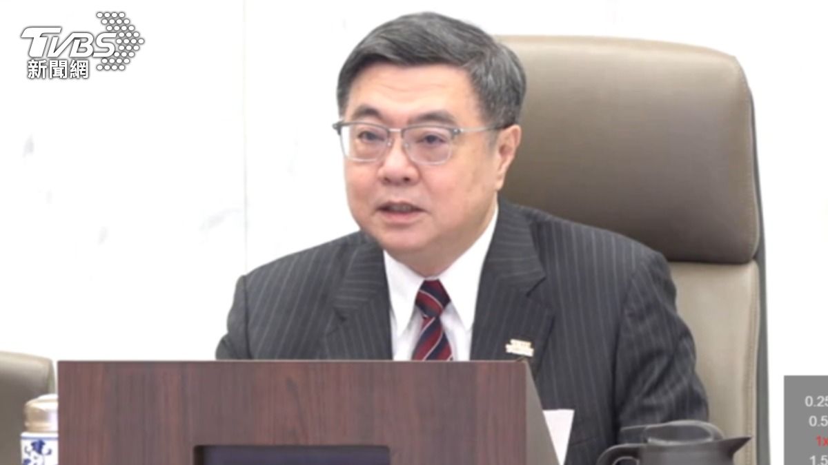 軍購案交火！卓揆批「親痛仇快」 黃國昌：可恥│TVBS新聞網