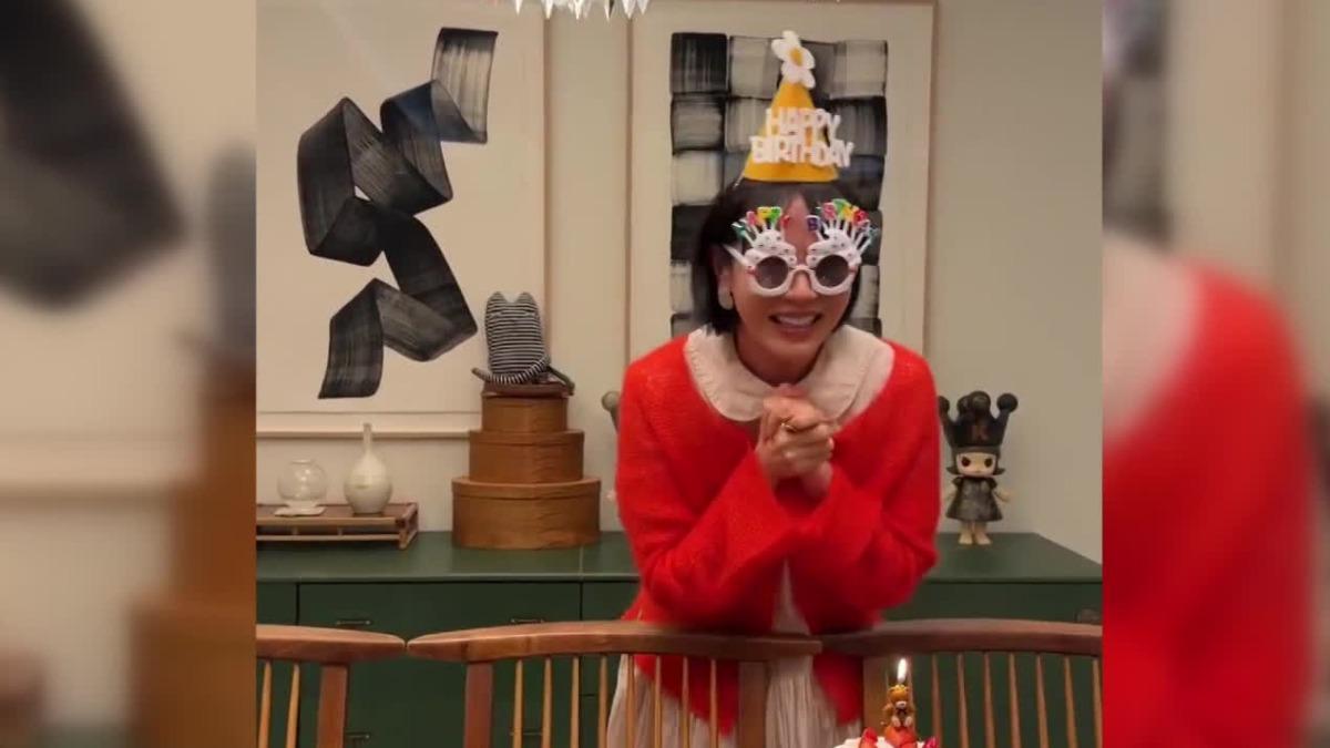 孫藝真3歲兒唱生日歌催促「快吹蠟燭」 Jennie迎30歲叼蠟燭慶生│TVBS新聞網