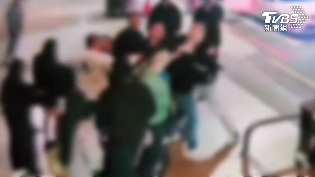 全台失聯移工近10萬 警攔查未打方向燈休旅車 車內「1人遭逮4人逃」│TVBS新聞網