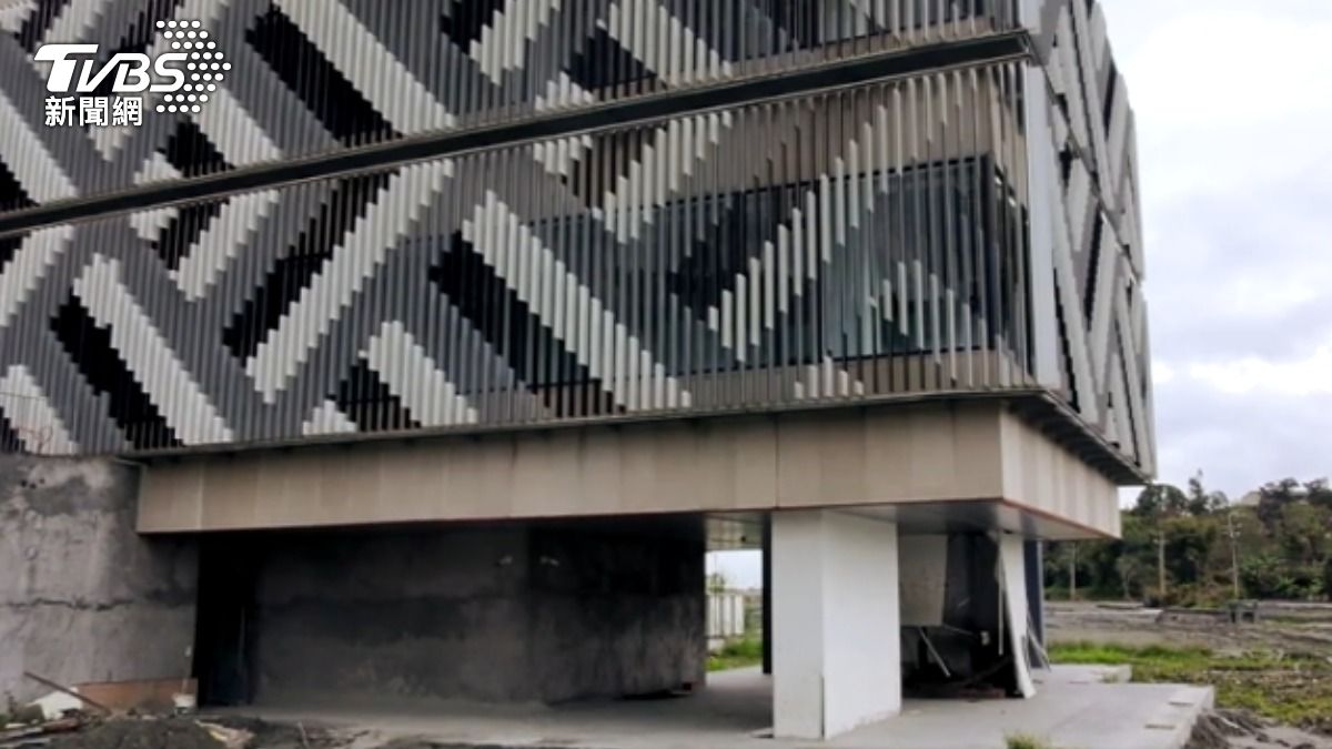 紅色淹沒 馬太鞍溪的重生／重建路漫長！農民嘆「土壤受傷」復耕需10年 文物館剛驗收就毀│TVBS新聞網