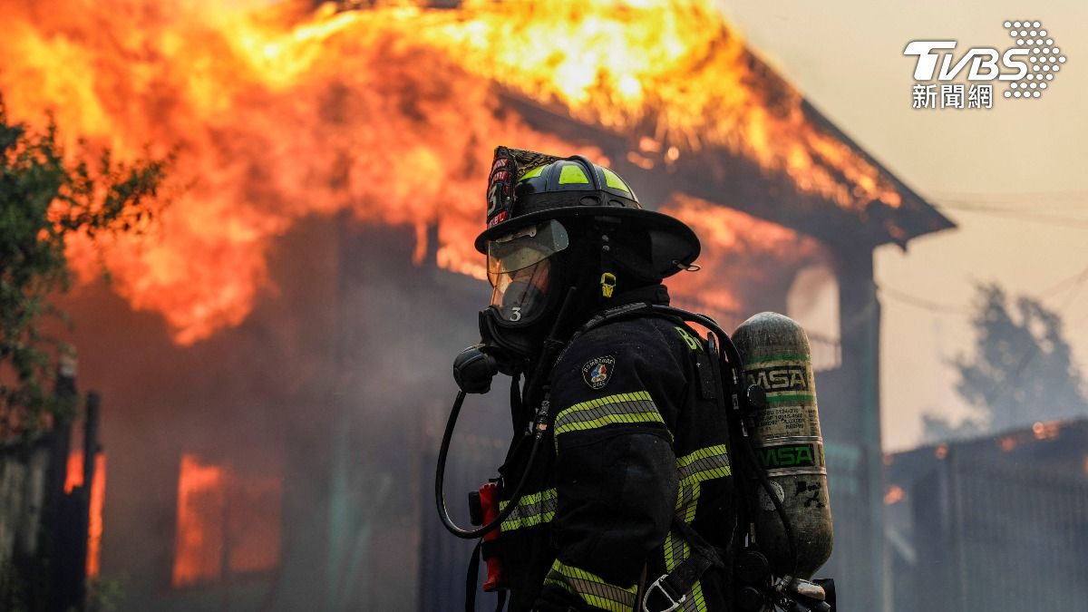 智利野火奪19命！燒毀約300多座大安森林公園 大片房屋成廢墟│TVBS新聞網