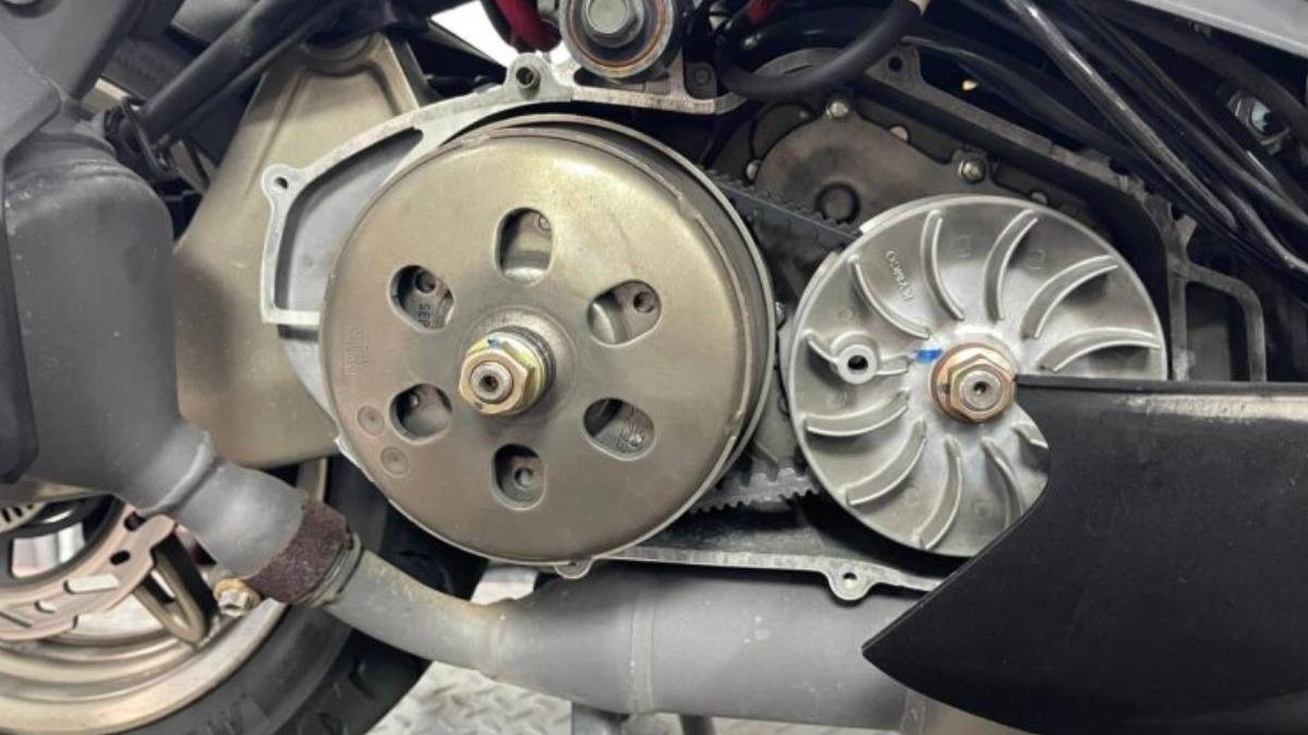 超離譜！買新車竟被裝「中古胎」 送修里程多200公里│TVBS新聞網