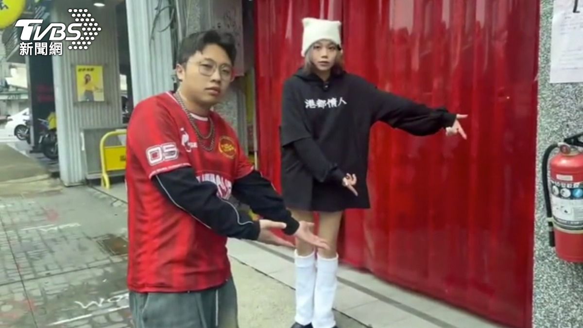 手提袋忘路邊！20萬元銀戒+相機遭2陌生人「接連偷光」│TVBS新聞網