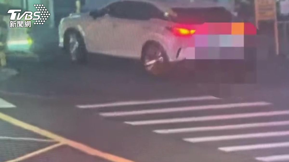 北市男違停擋停車場 自稱銀行VVIP遭嘲：以為有宇宙通行證？│TVBS新聞網