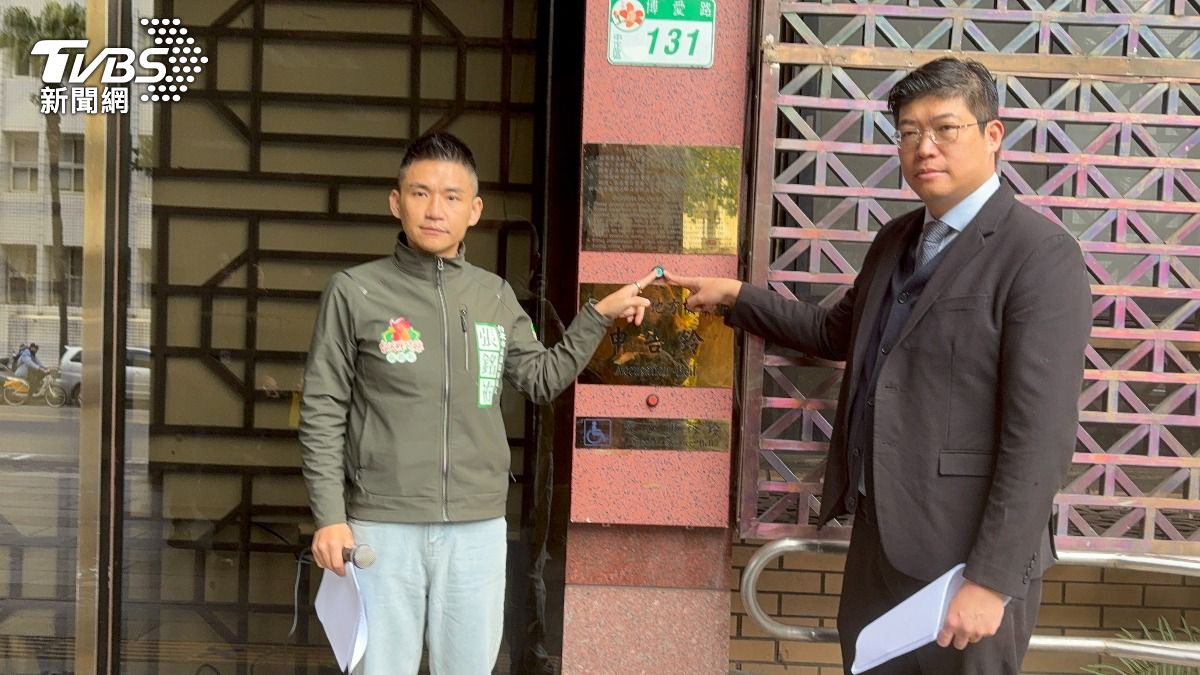 黃國昌「不小心」帶走國防密件30秒挨告《國安法》 北檢要查了│TVBS新聞網