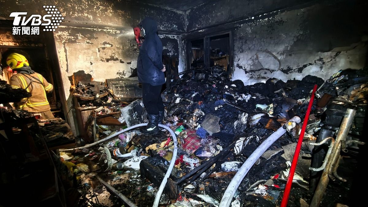 基隆火災／與詹能傑共用面罩…義消「肺部不適」送醫 高壓氧治療│TVBS新聞網