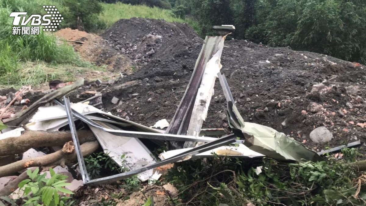 台南無良夫妻想省錢 營建廢棄物濫倒「40座足球場」│TVBS新聞網