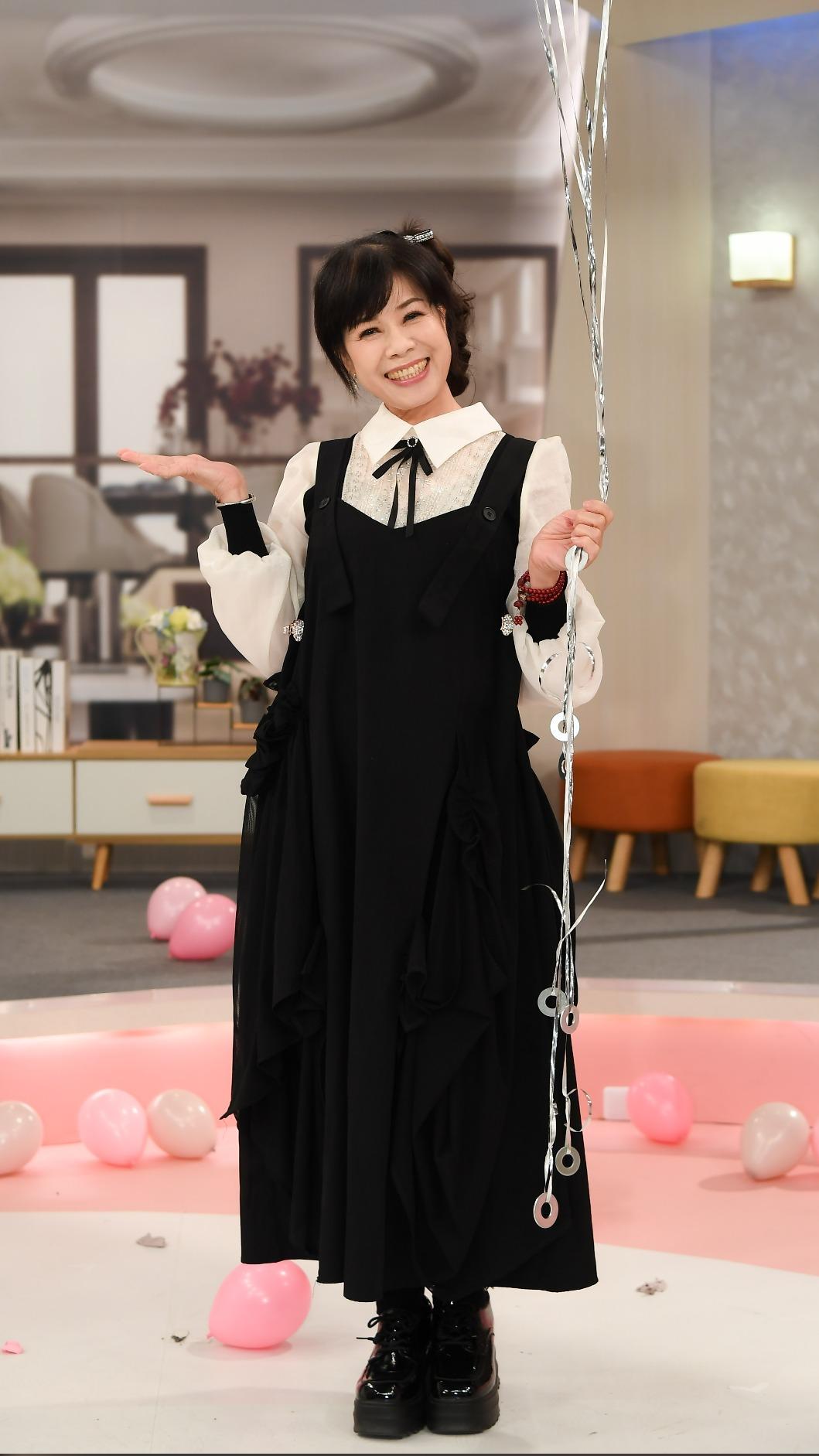 「羊咩咩歌后」謝采吟爆紅！尾牙商演接不停 認了價碼漲5倍│TVBS新聞網