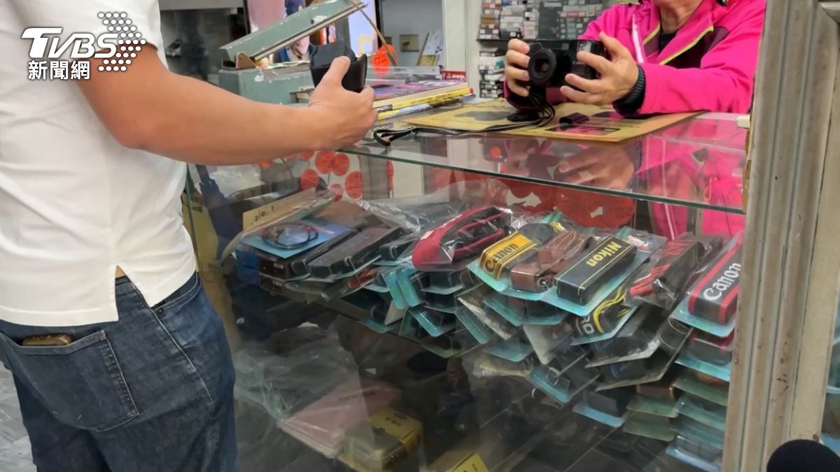 獨／高雄40年相機店遭盜名！ 「一折出清」假貼文瘋傳 │TVBS新聞網