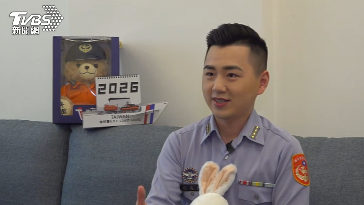 脆成「招募員許願池」PK創意 這些國軍、海巡招募員曝光│TVBS新聞網