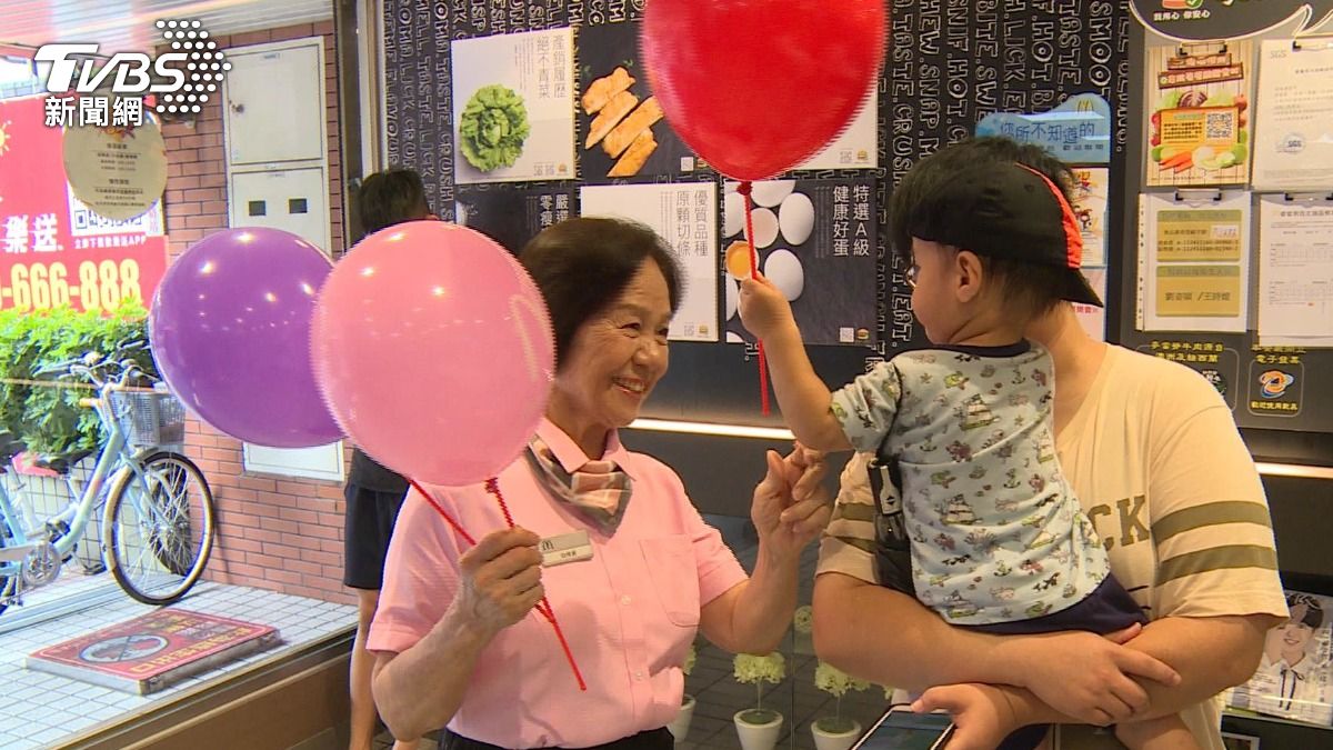 社會保障支出飆2.6兆！高齡給付占近5成 學者警告：財政壓力劇增│TVBS新聞網