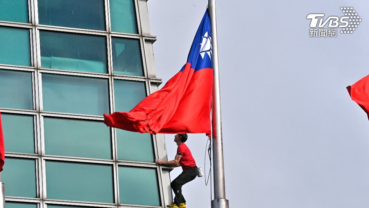 霍諾德徒手攻頂101！戴資穎嗨翻 阿信「1貼圖」萬人狂讚│TVBS新聞網