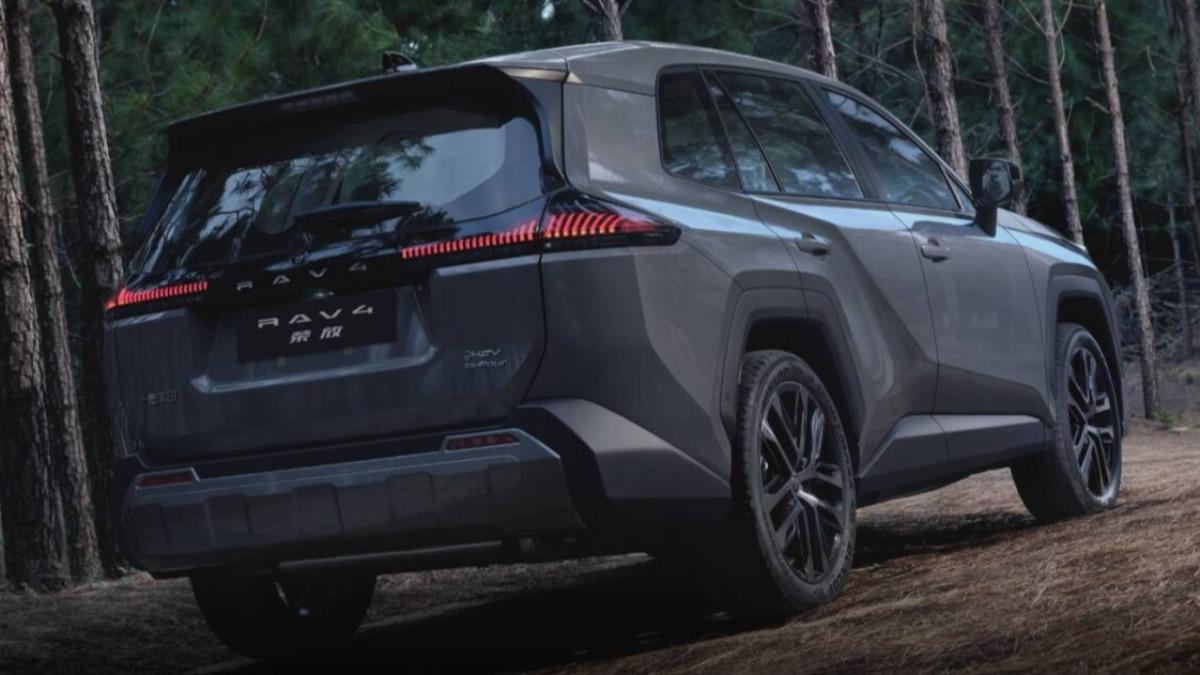 才剛上市！陸Toyota RAV4緊急召回 官方認「1瑕疵」│TVBS新聞網