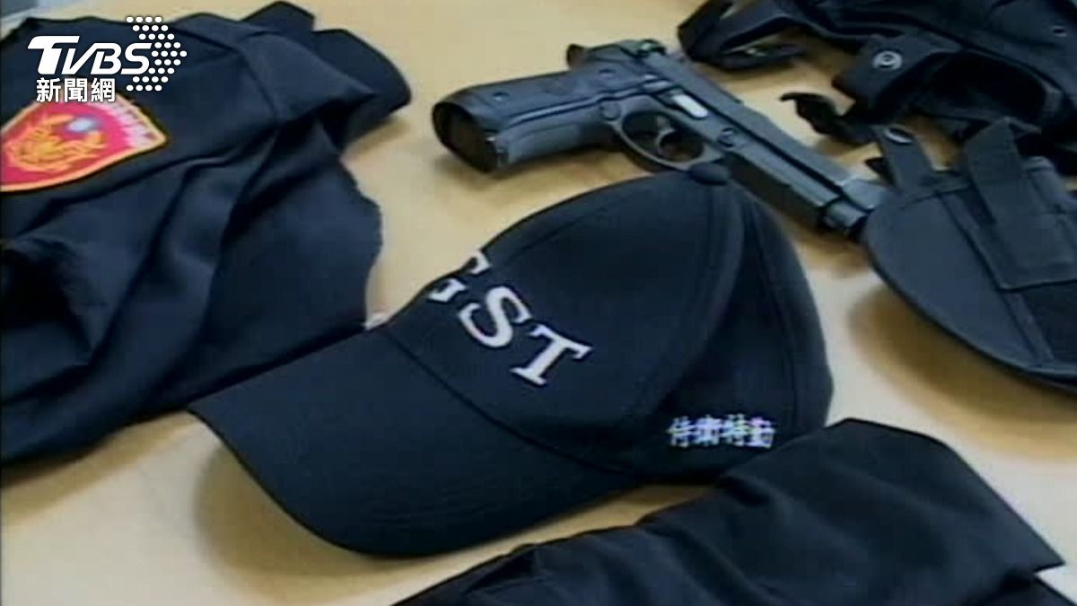 張美阿嬤兒子挨轟「巨嬰」黑歷史曝 17年前扮警勒索錢莊│TVBS新聞網