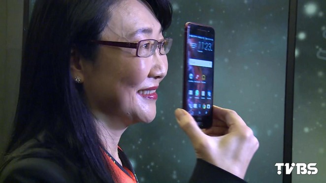 hTC明星機A9亮相 首推1年無條件保固│TVBS新聞網