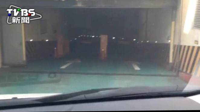 臨停好貴！ 東區SOGO、101每小時百元起跳│TVBS新聞網