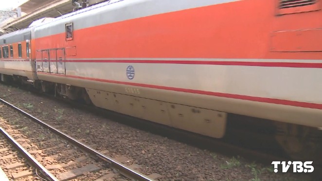 快訊／台鐵1022次區間車故障 共影響5列車次│TVBS新聞網