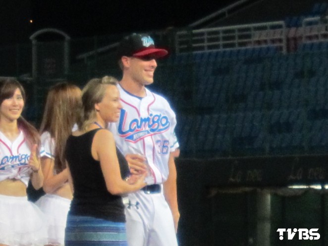 CPBL／教練要換他不要 艾肯完投擒犀牛 │TVBS新聞網