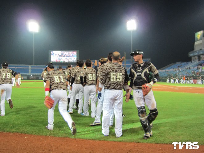 CPBL／跟陳禹勳FB開戰後 黃浩然雙響砲│TVBS新聞網