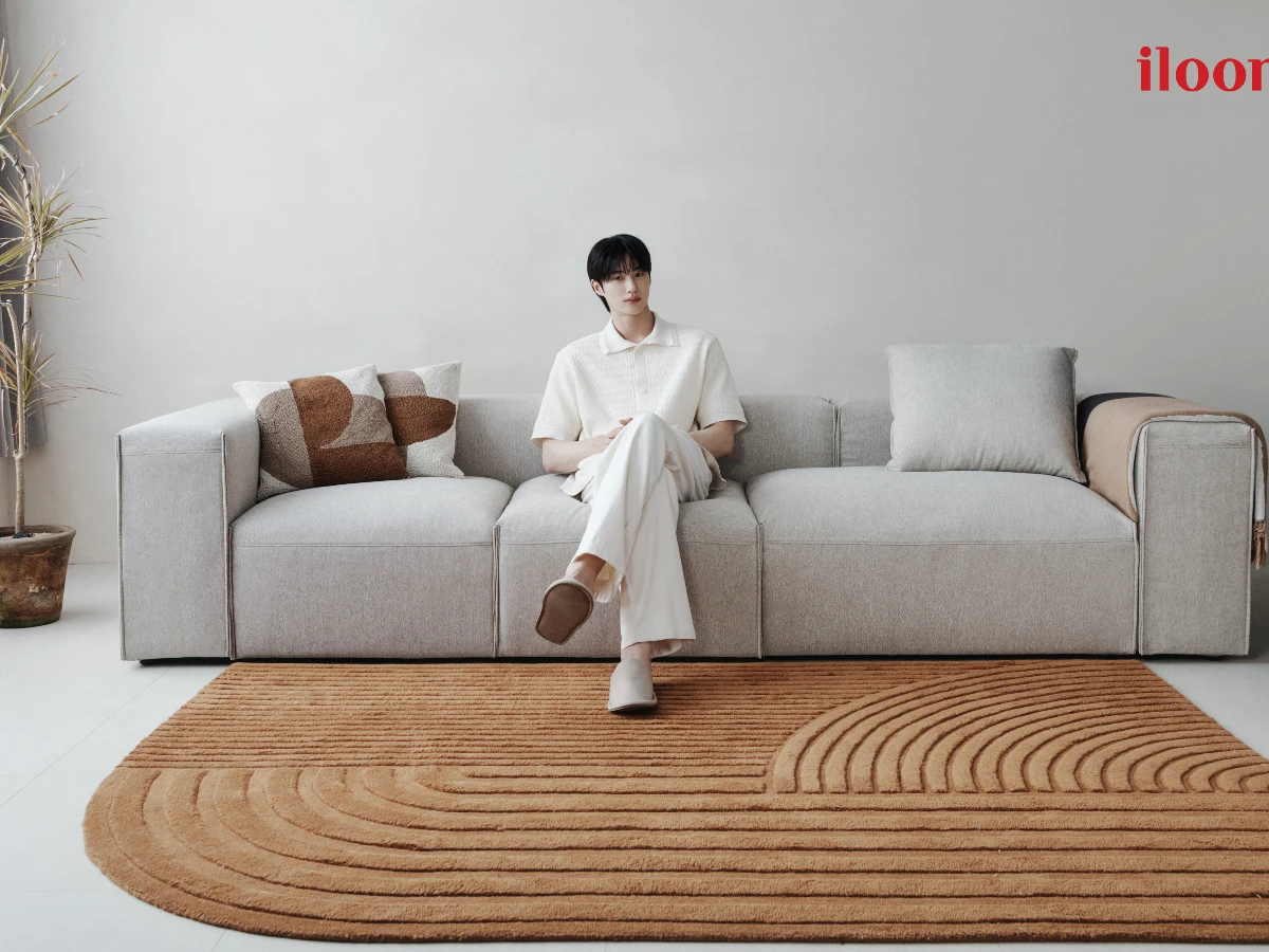 《背著善宰跑》邊佑錫成生活家居品牌iloom台灣代言人！與《現在撥打的電話》蔡秀彬廣告超浪漫|女人我最大